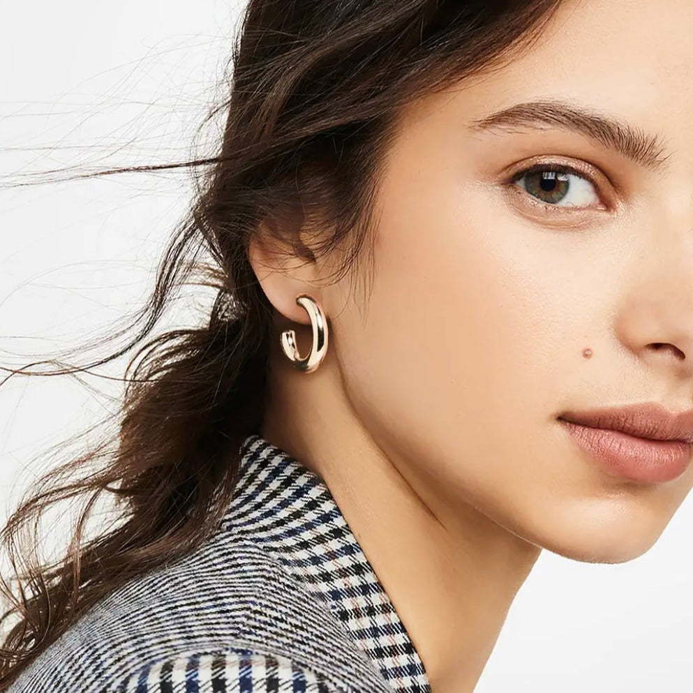 Everyday Hoops – Alexa Leigh